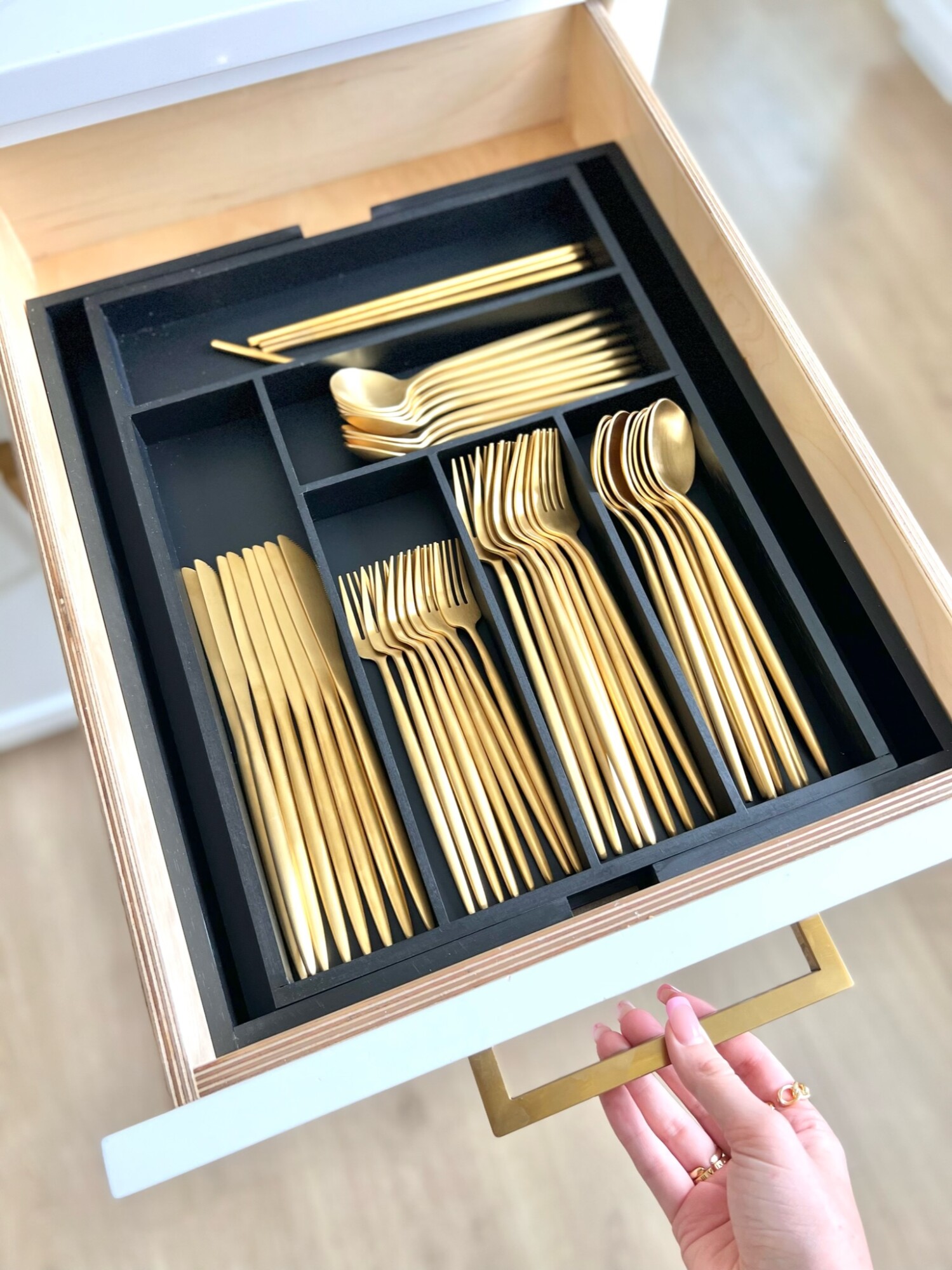 Silverware Drawer Transformation - Everything Envy