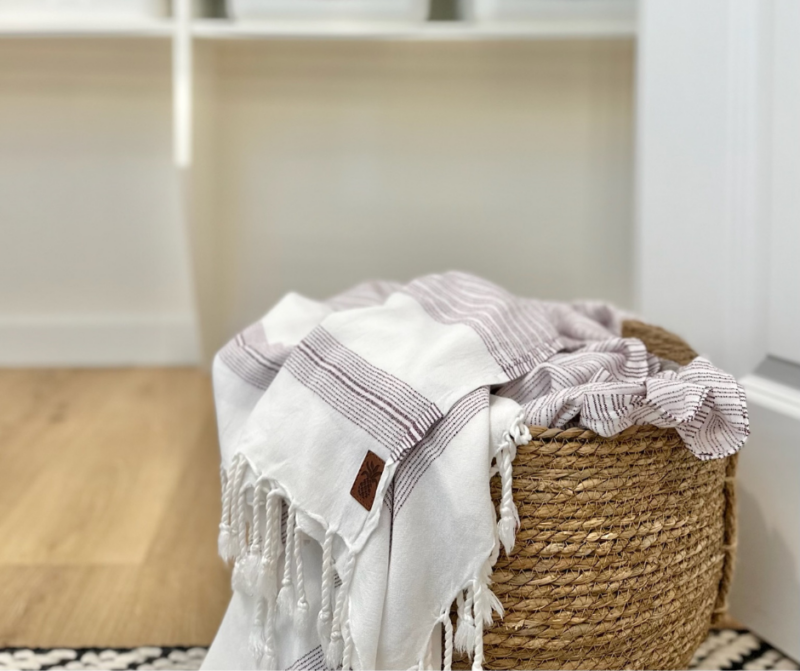 10 Easy Tips on How to Best Organize Your Linen Closet